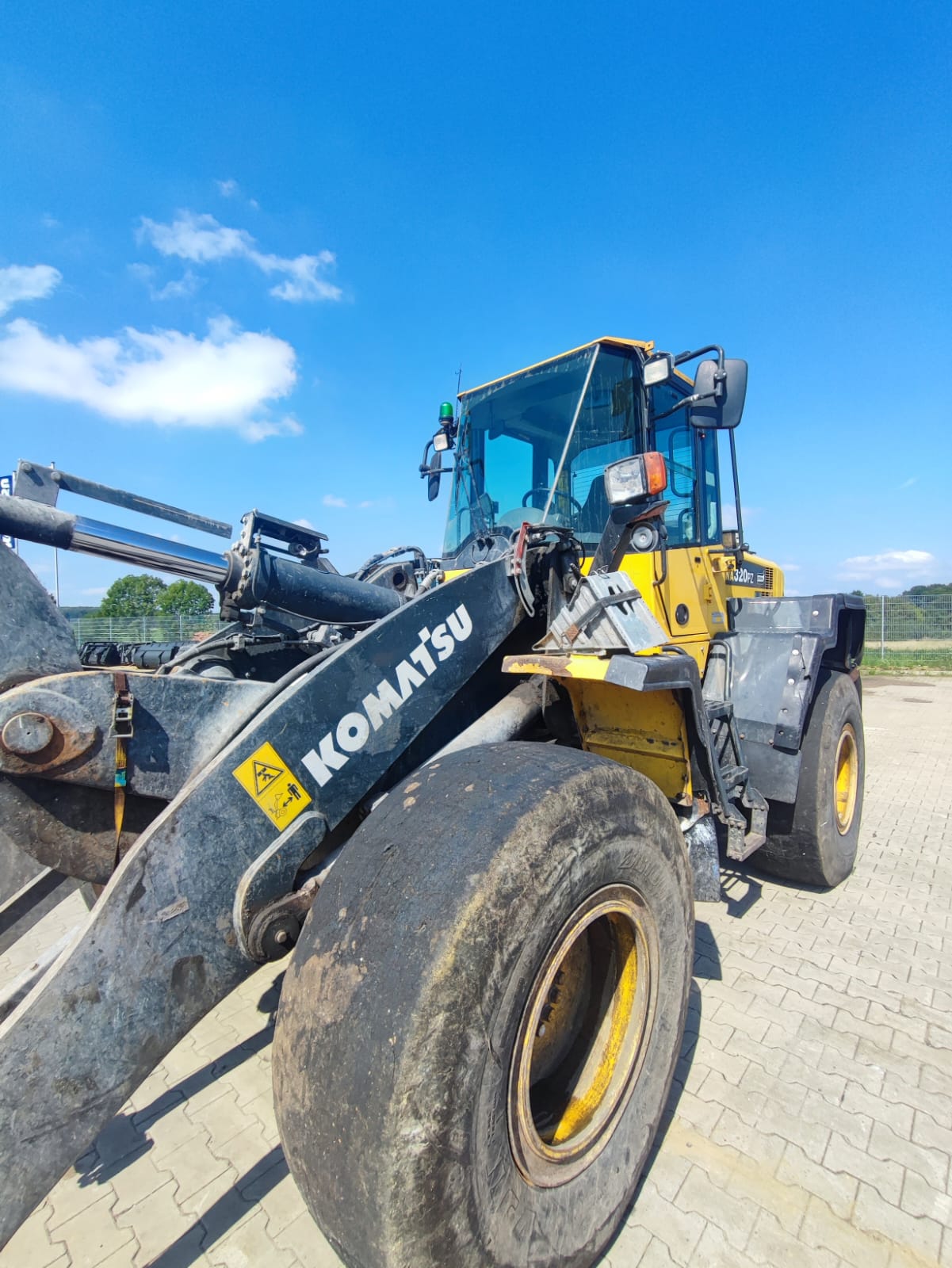 KOMATSU WA 320 PZ-6 von Schlüter Baumaschinen