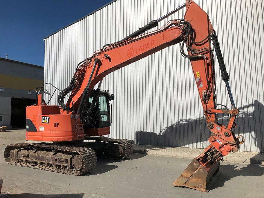 CATERPILLAR 321 DLCR von Schlüter Baumaschinen