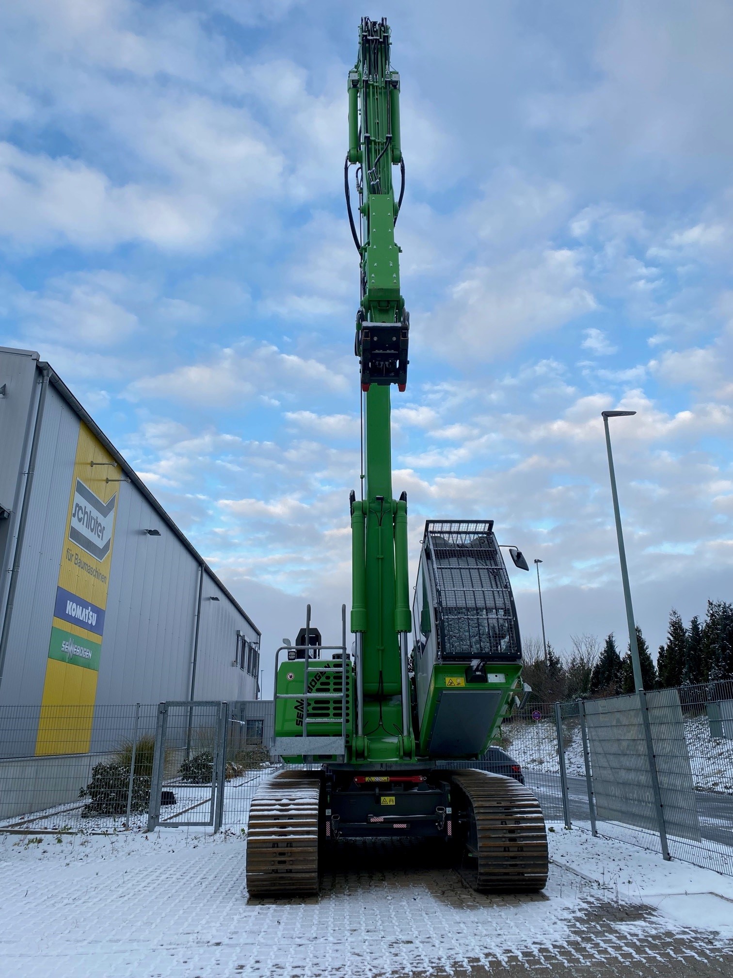 SENNEBOGEN 830 R-HDD von Schlüter Baumaschinen