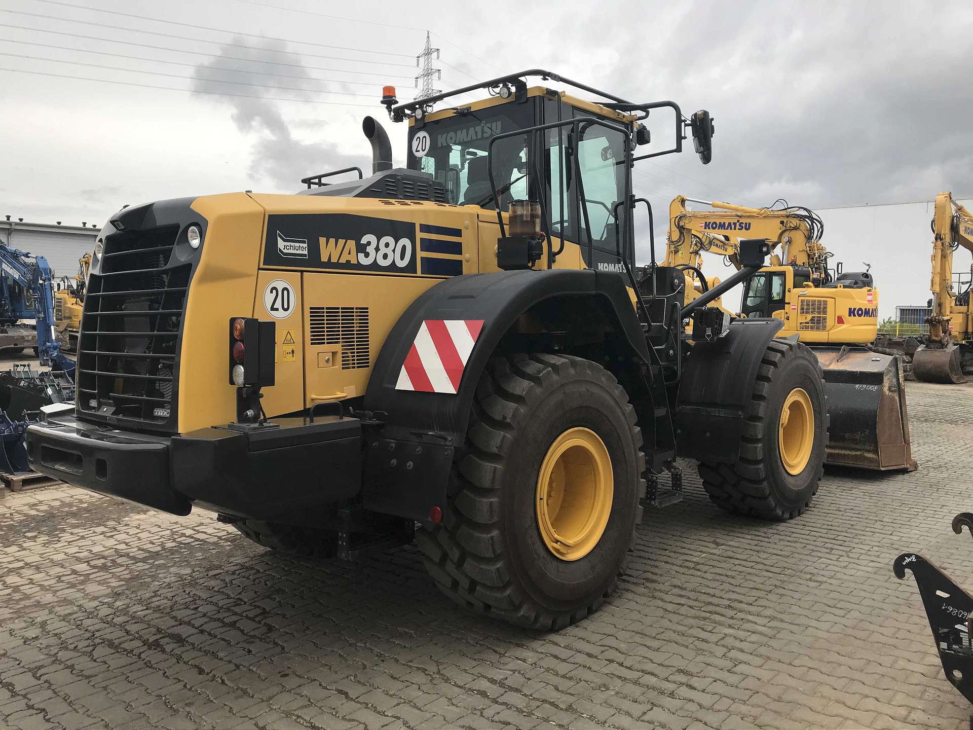 Komatsu Wa 380